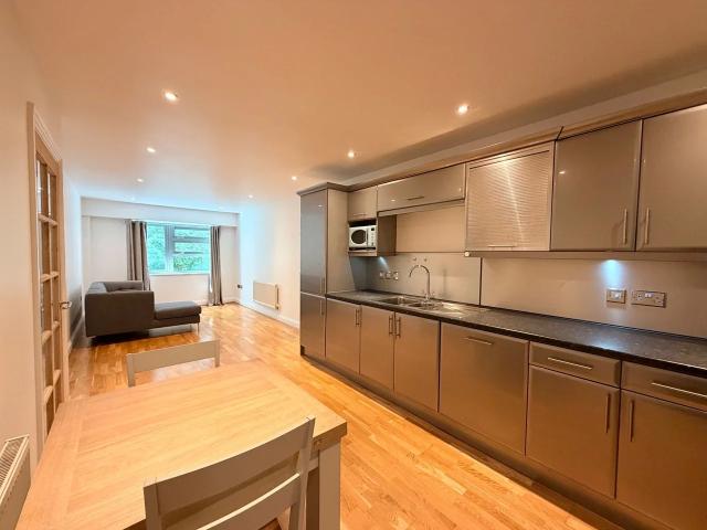 Apartment at Rotherhithe Street, Greater London