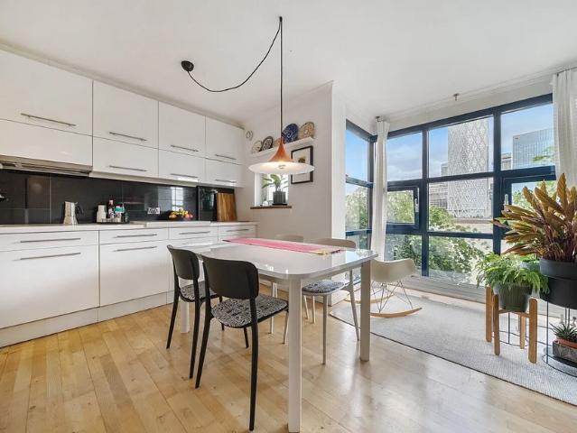 Apartment at Rotherhithe Street, Greater London