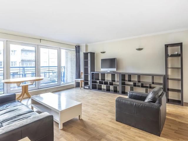Apartment at Rotherhithe Street, Greater London