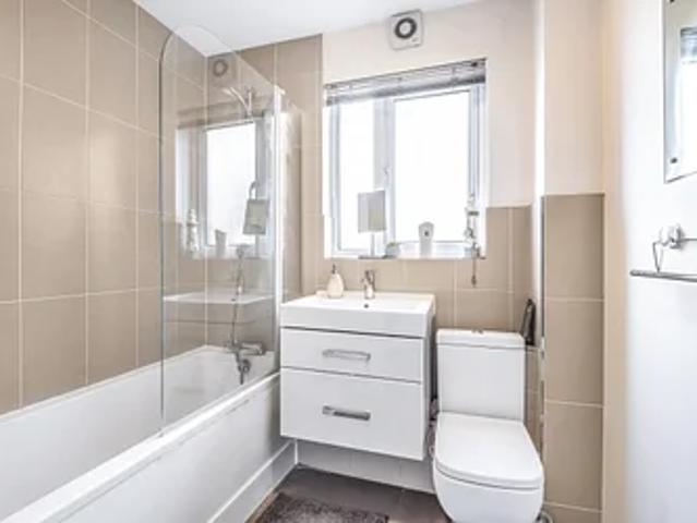 Apartment at Rouel Road, Greater London
