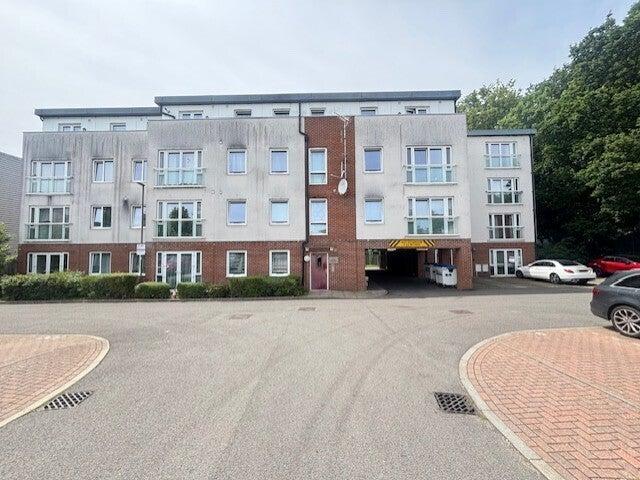 Apartment at Royal Court, Watford