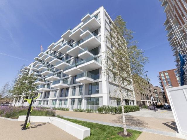 Apartment at Royal Crest Avenue, Greater London