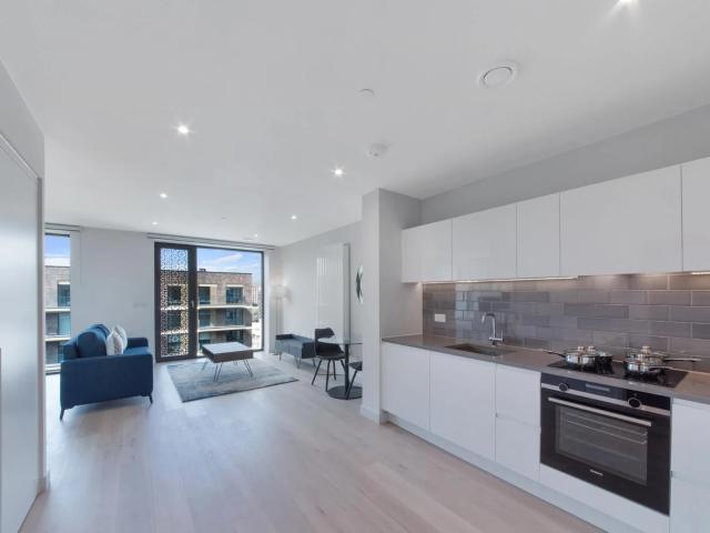 Apartment at Royal Crest Avenue, Greater London