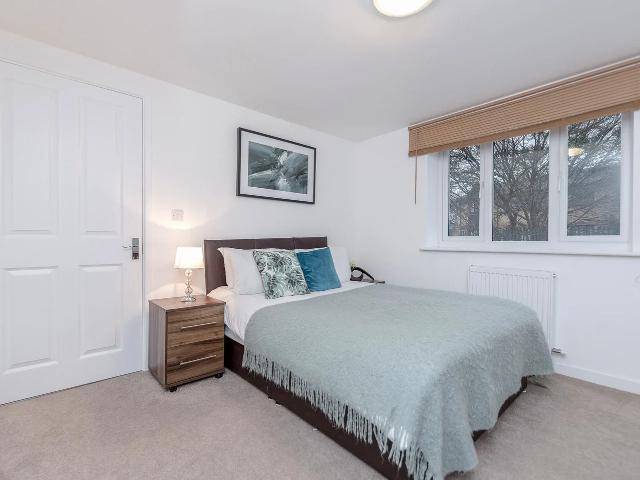 Apartment at Royal Lane, Greater London