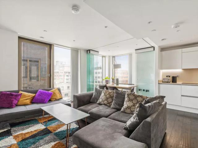 Apartment at Royal Mint Street, Greater London