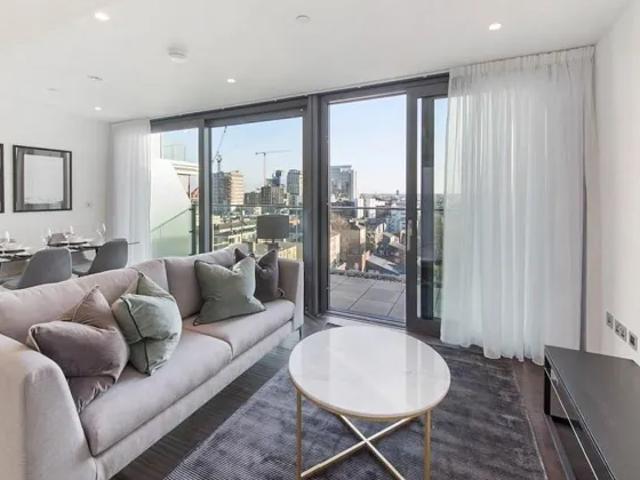Apartment at Royal Mint Street, Greater London