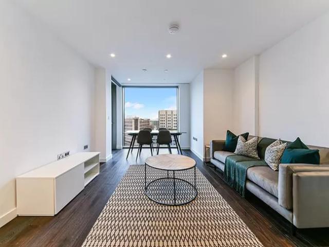 Apartment at Royal Mint Street, Greater London