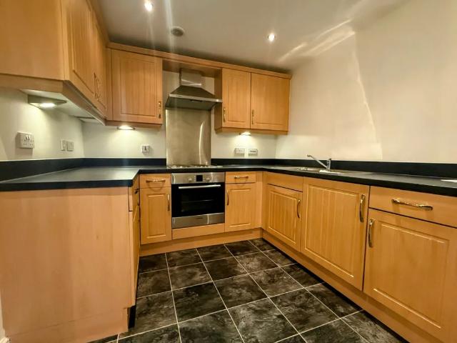 Apartment at Royal Troon Drive, Wakefield
