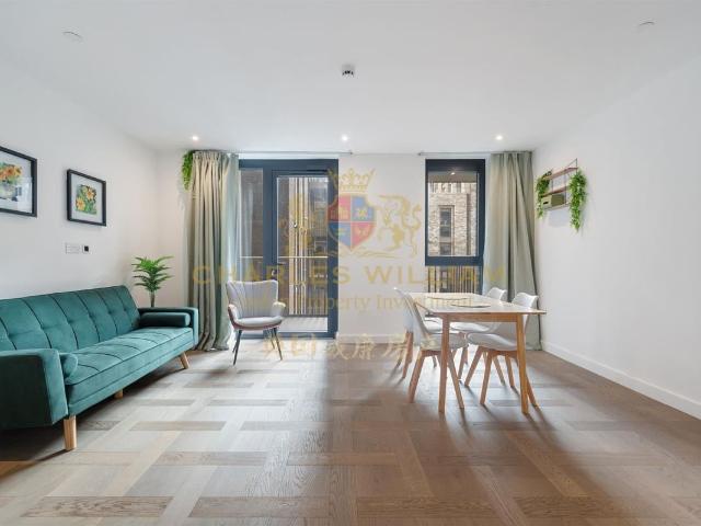 Apartment at Royal Victoria Dock Bridge, Greater London