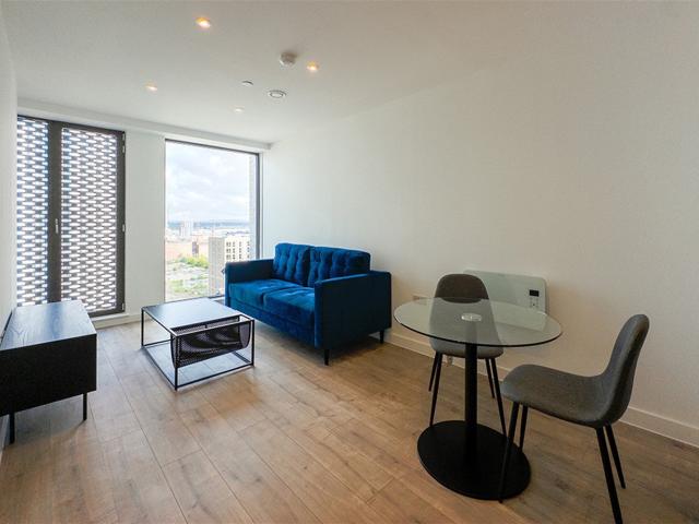 Apartment at Royal Victoria Dock Bridge, Greater London