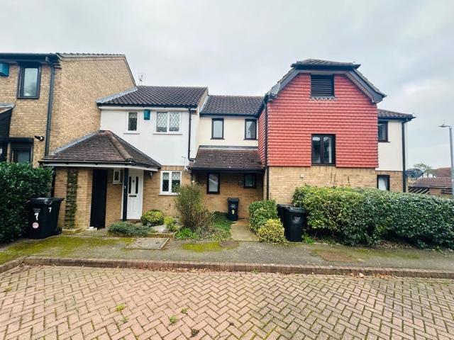 Apartment at Robinia Close, Basildon