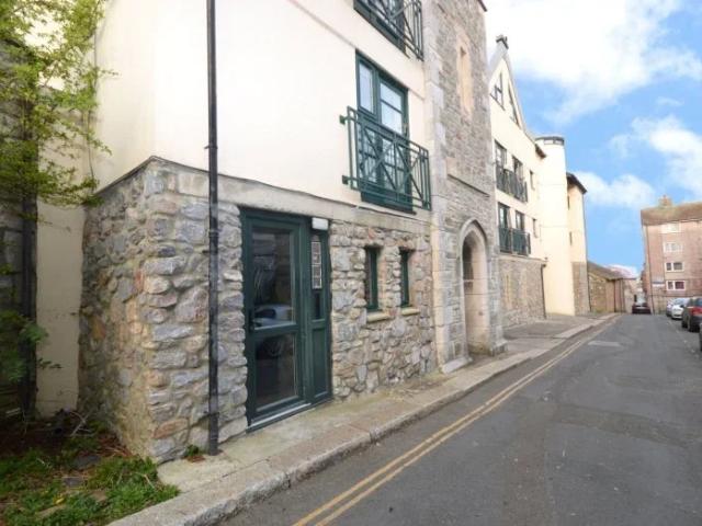 Apartment at Robins Way, Plymouth