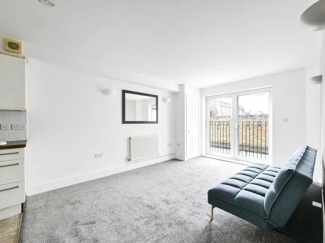 Apartment at Robinson Road, Greater London