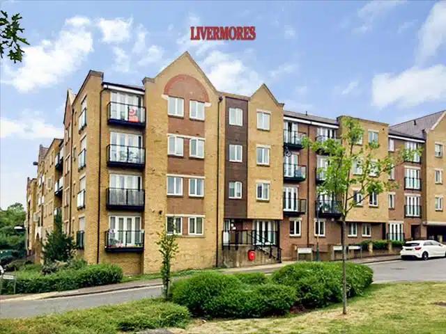 Apartment at Robinson Way, Dartford