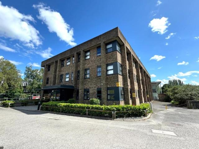 Apartment at Rockingham Road, Greater London