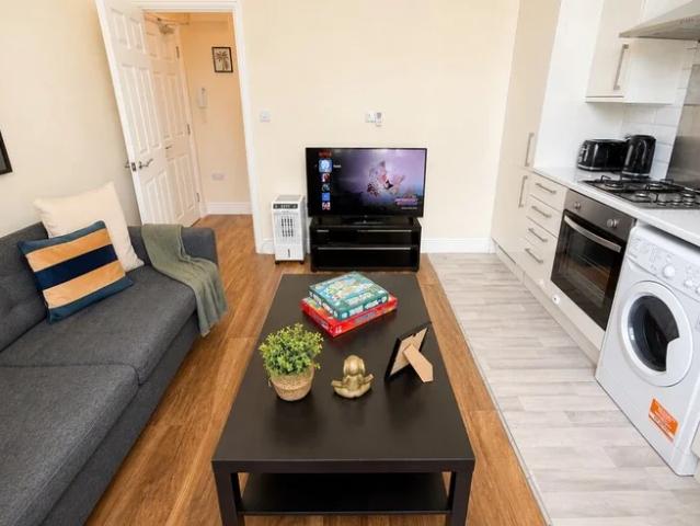 Apartment at Rockley Road, Greater London
