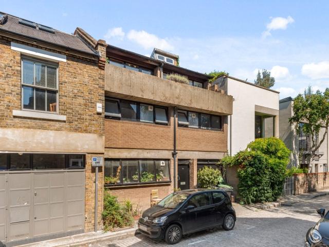 Apartment at Rochester Place, Greater London