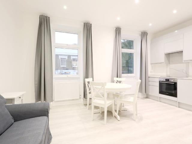 Apartment at Rochester Road, Greater London