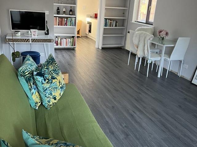 Apartment at Roding Mews, Greater London