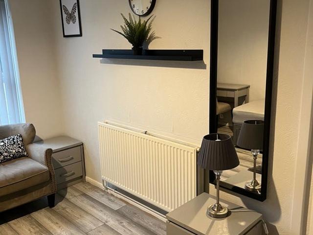Room at Rodney Close, Birmingham