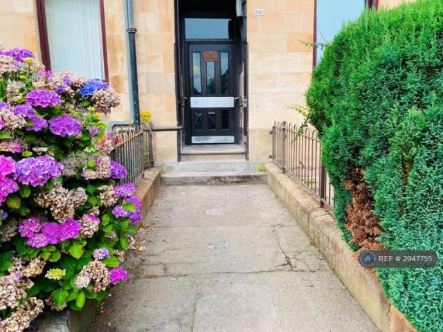 Apartment at Roebank Street, Glasgow