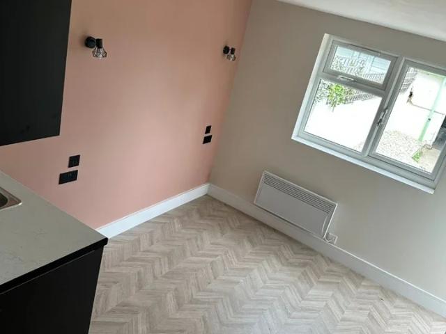 Apartment at Rogers Road, Grays