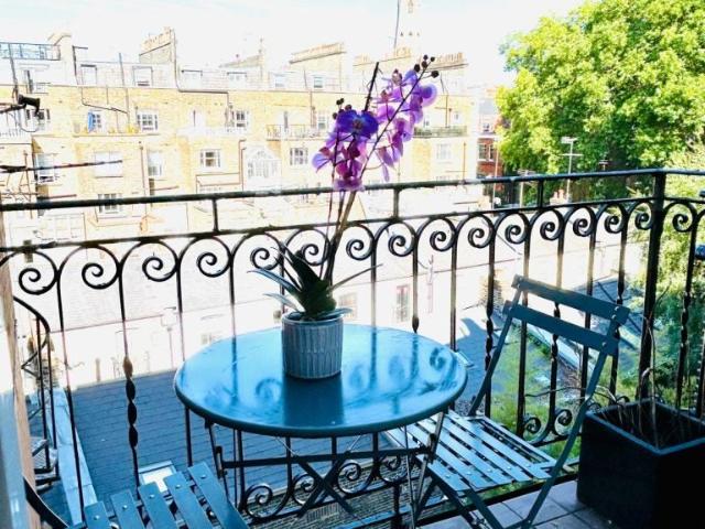 Apartment at Roland Gardens, Greater London