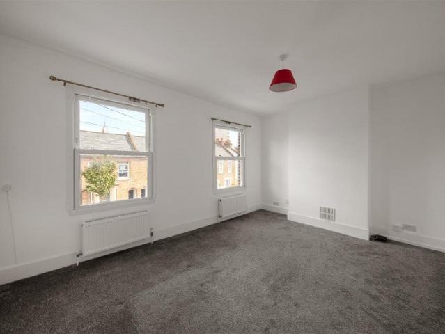 Apartment at Rommany Road, Greater London