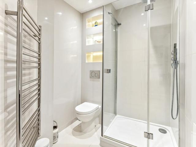 Apartment at Rosary Gardens, Greater London