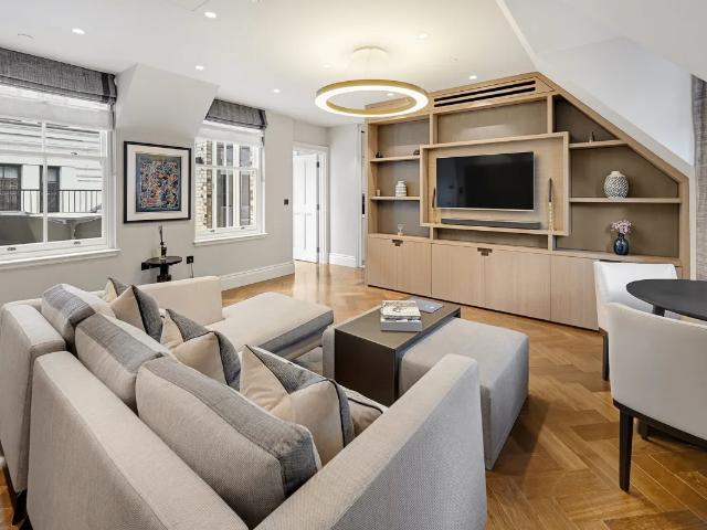Apartment at Rose and Crown Yard, City of Westminster