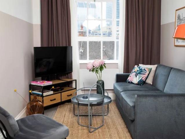 Apartment at Rose Court, Greater London
