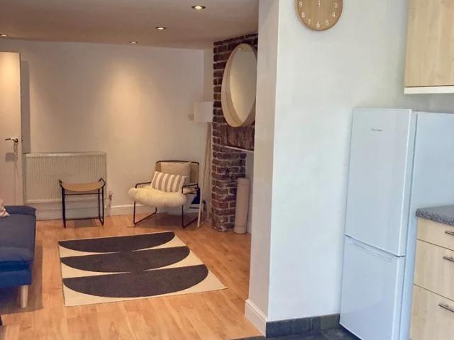 Apartment at Rose Hill Close, Brighton