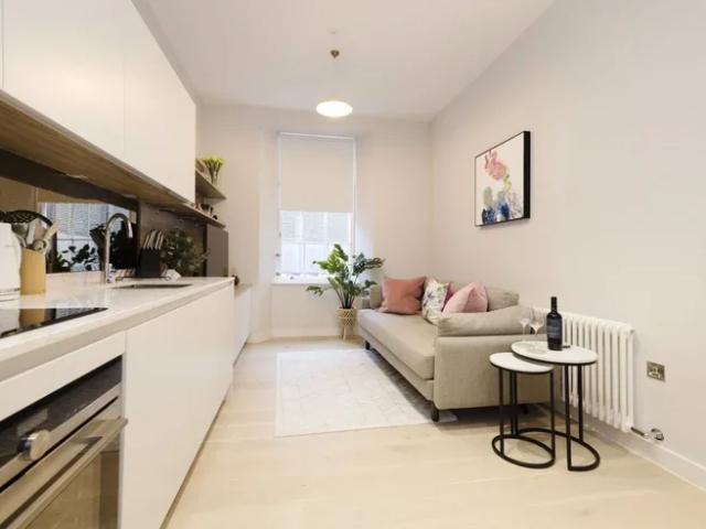 Apartment at Rose Street South Lane, City of Edinburgh