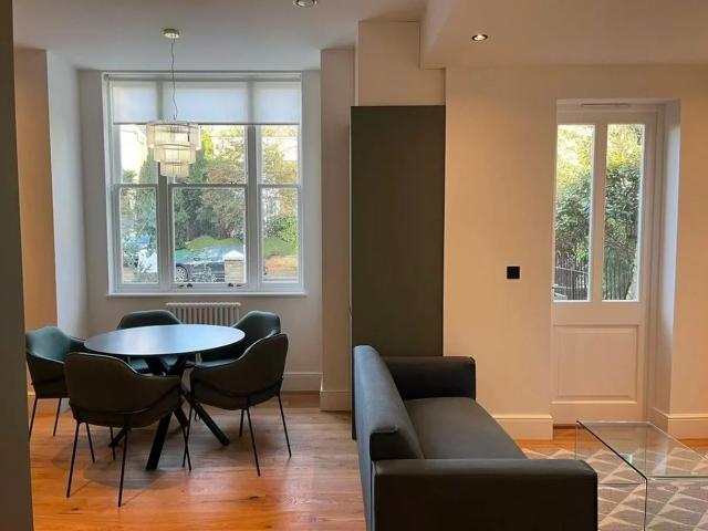 Apartment at Rosemont Road, Greater London