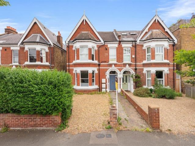 Apartment at Rosendale Road, Greater London