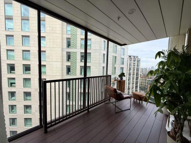 Apartment at Rosewood Walk, City of Westminster