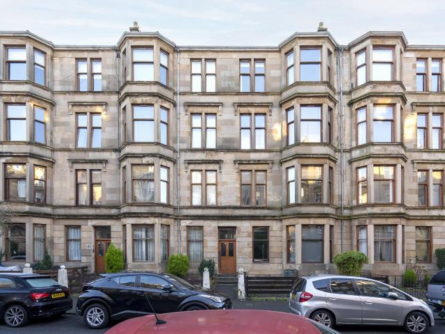 Apartment at Roslea Drive, Glasgow