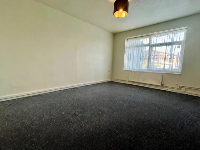 Apartment at Rossefield Drive, Leeds