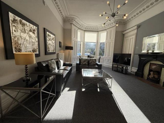 Apartment at Rosslyn Terrace, Glasgow
