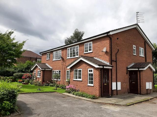 Apartment at Ravenoak Road, Cheadle Hulme