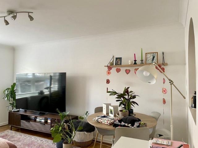 Apartment at Ravensbury Road, Greater London