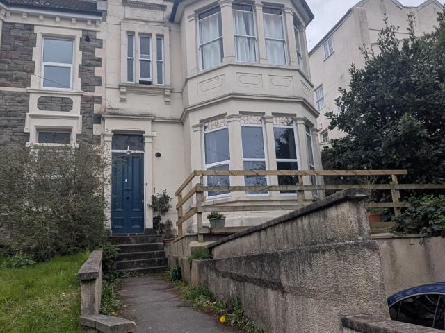 Apartment at Ravenswood Road, Bristol