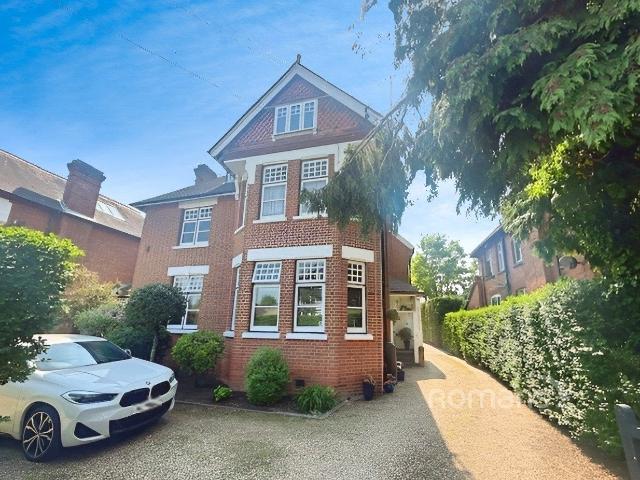 Apartment at Ray Park Road, Maidenhead