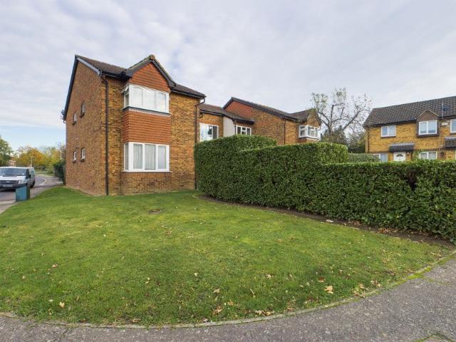 Apartment at Rabournmead Drive, Greater London