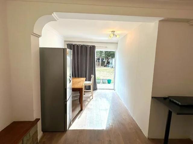 Apartment at Radcliffe Road, Greater London