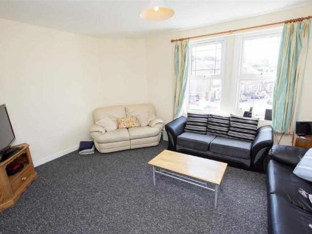 Apartment at Raddlebarn Road, Birmingham