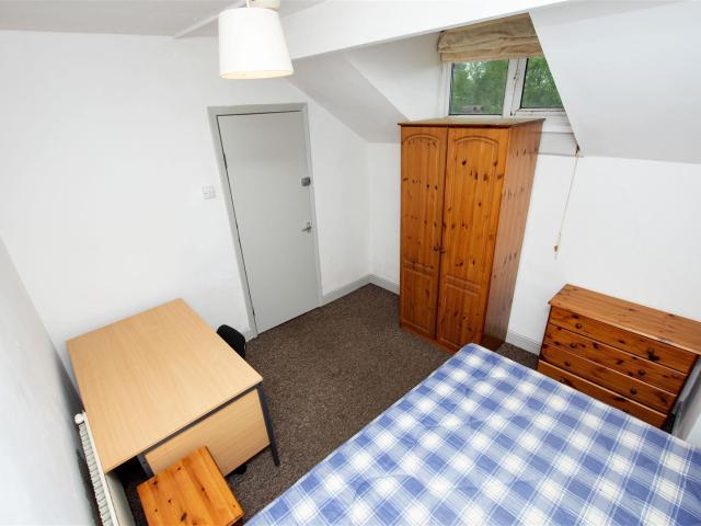 Apartment at Raddlebarn Road, Birmingham