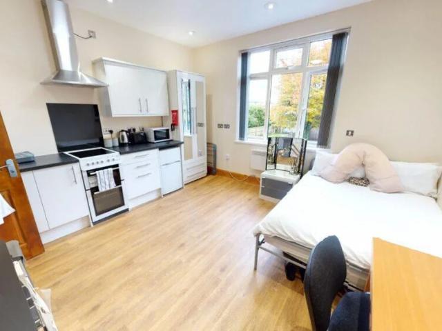 Apartment at Raglan Road, Birmingham