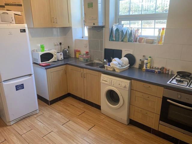 Apartment at Raglan Road, Leeds