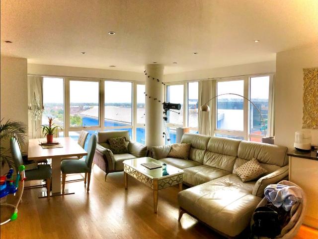 Apartment at Railway Terrace, Slough
